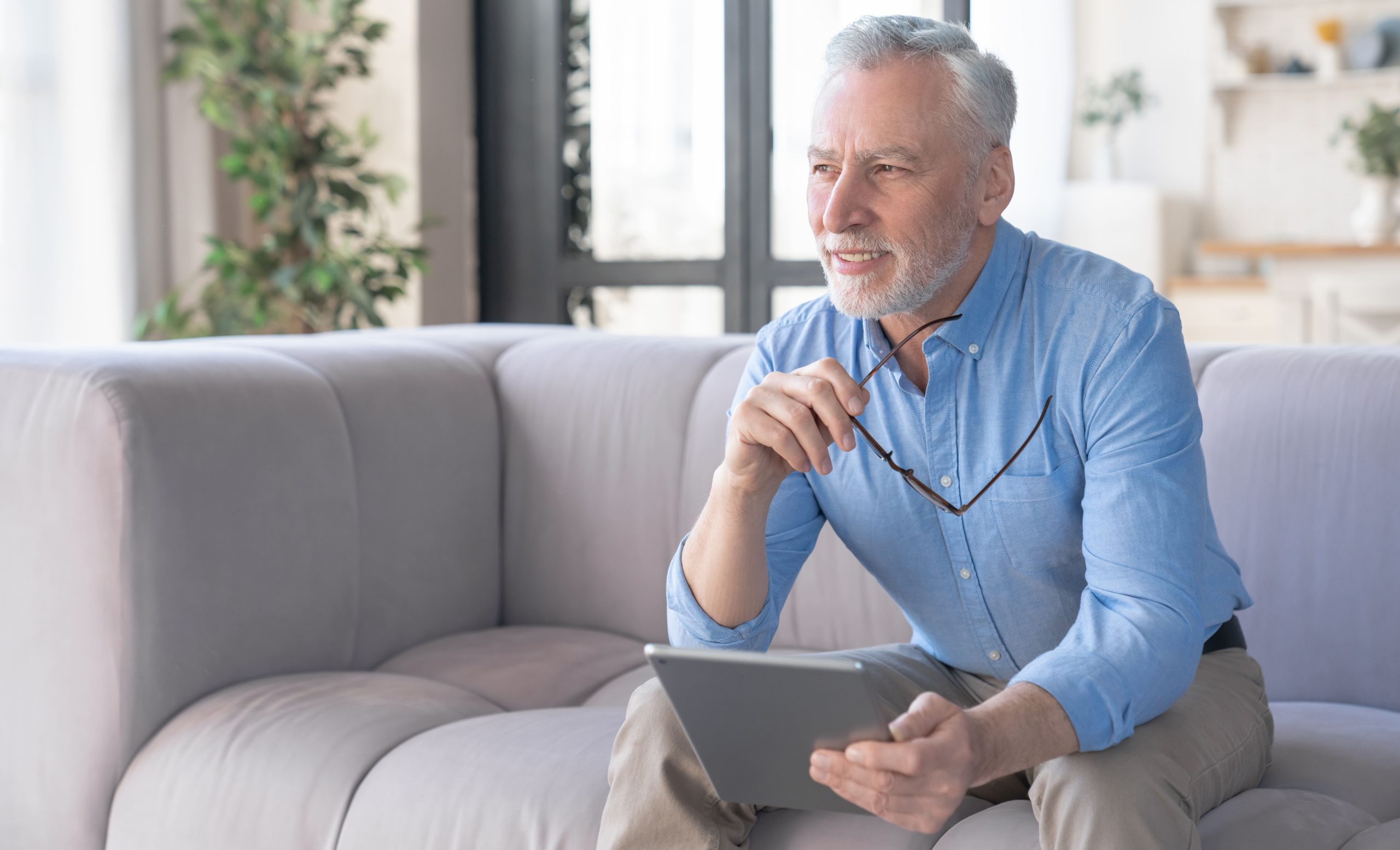 La pensión máxima subirá un 2,9% en 2025, y la base máxima de ...